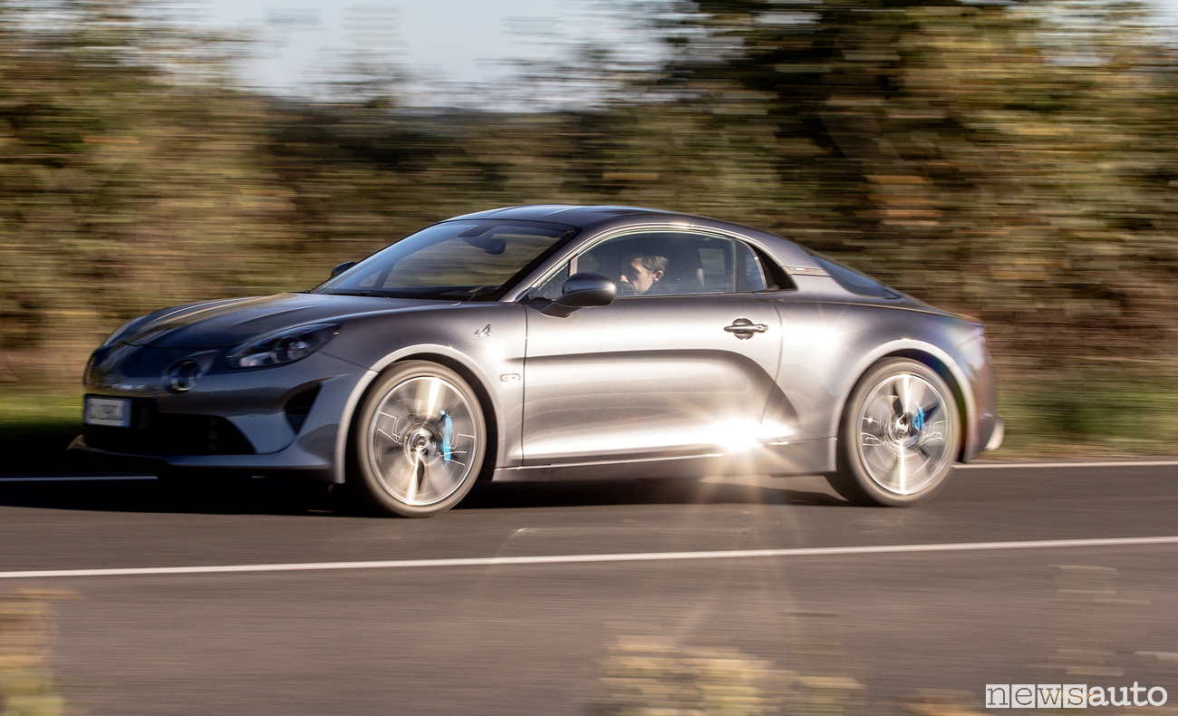 Alpine A110 GT, prova su strada come va