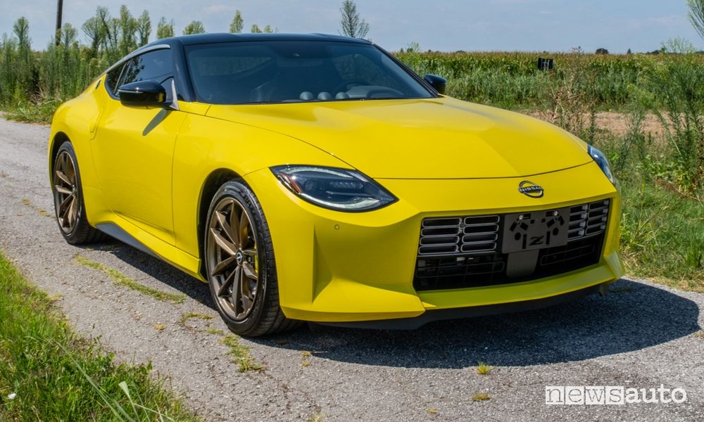 Nissan Z arriva in Italia, caratteristiche e prezzo