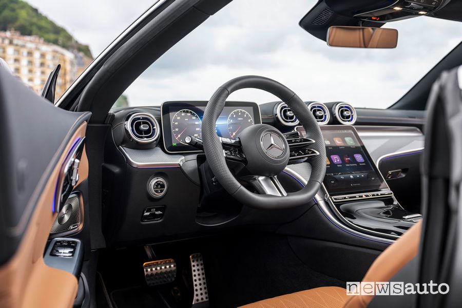 Mercedes CLE Cabriolet, dimensioni, interni, motori e prezzo