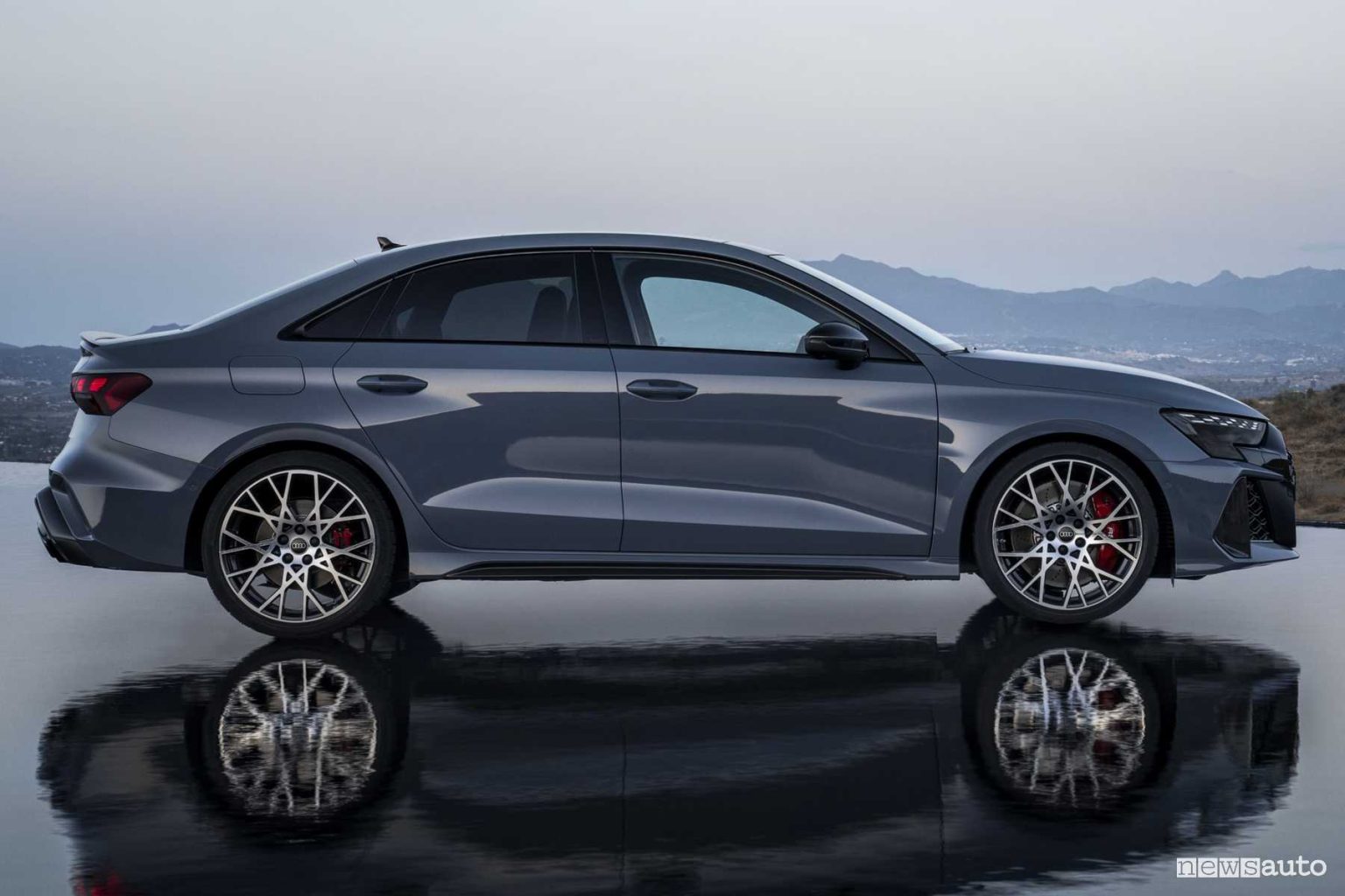Nuova Audi RS3, caratteristiche, prestazioni e prezzo