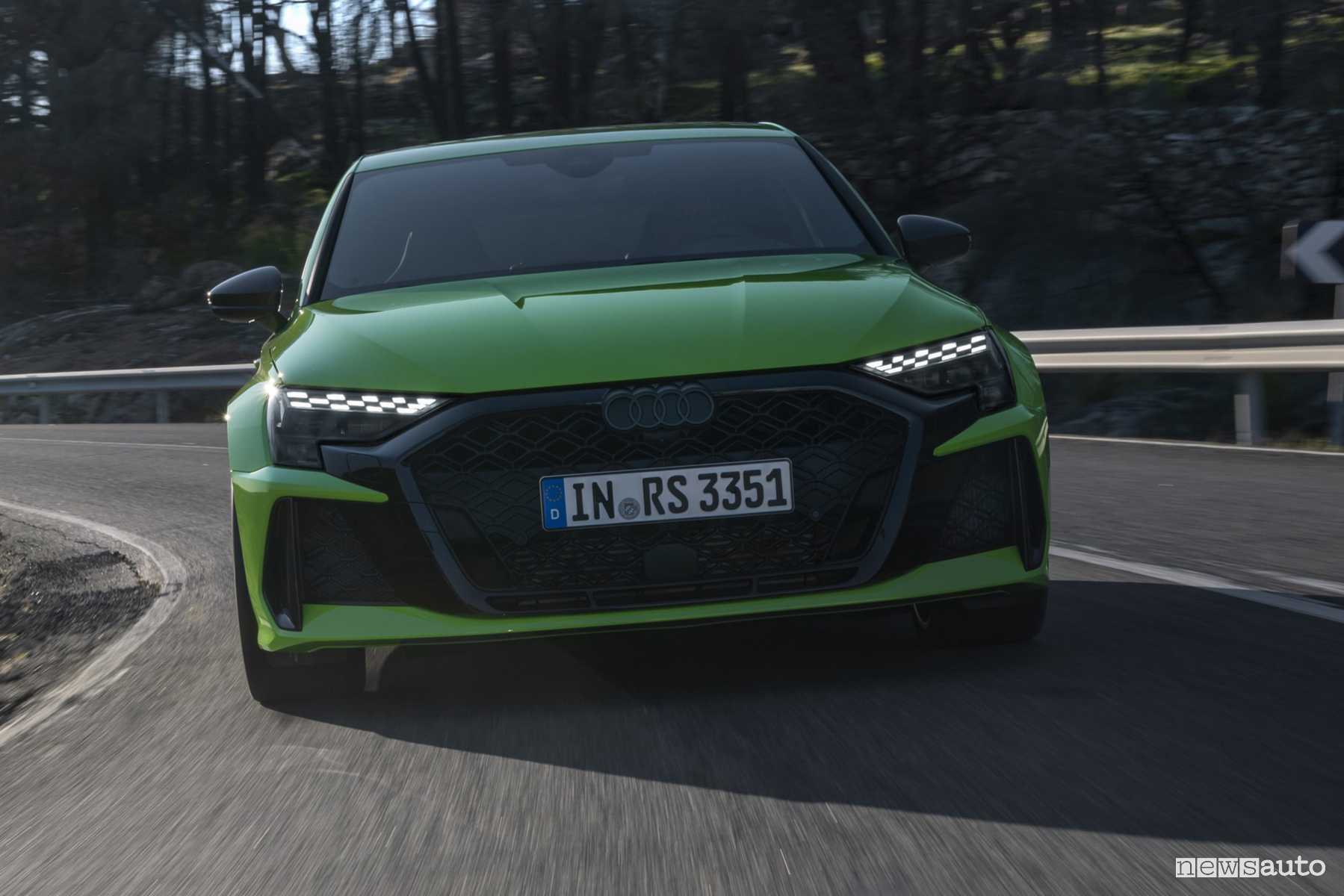Nuova Audi RS3, caratteristiche, prestazioni e prezzo