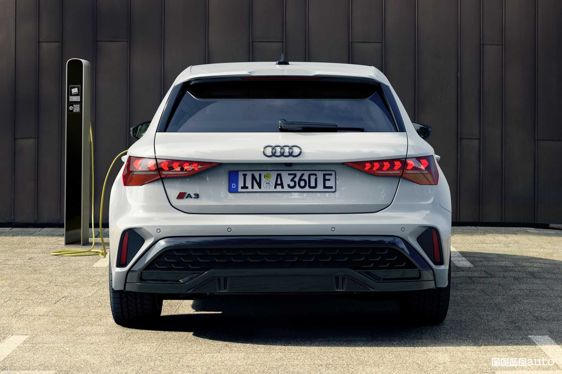 Audi A3 ibrida plug-in, Sportback e AllStreet, caratteristiche e prezzo
