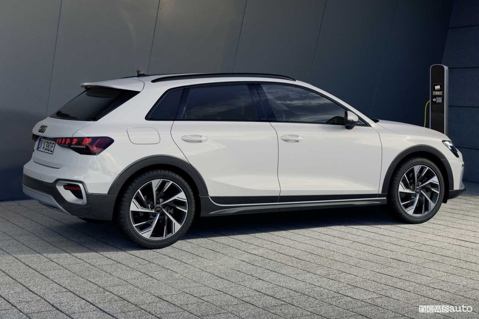 Audi A3 ibrida plug-in, Sportback e AllStreet, caratteristiche e prezzo