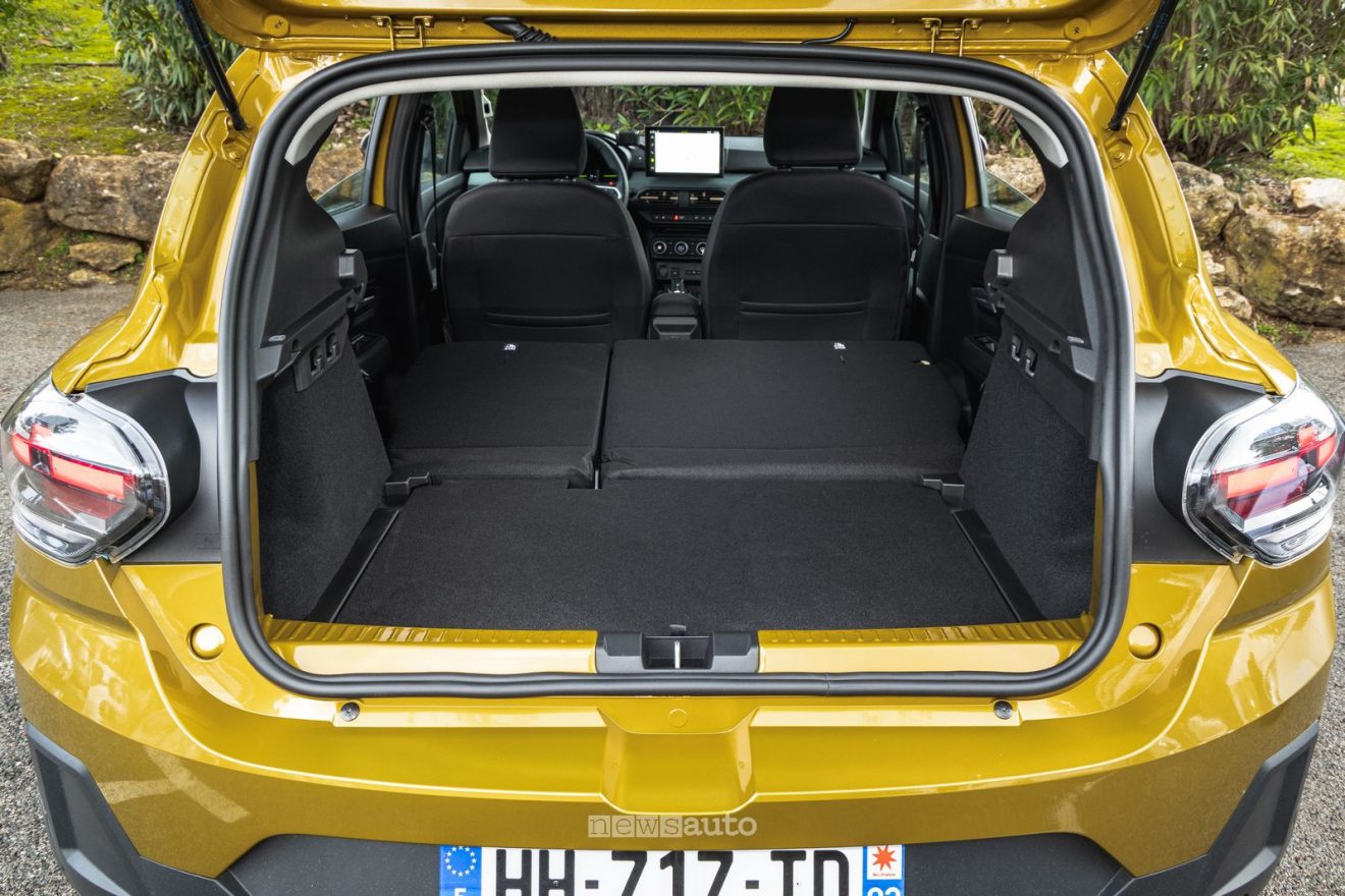Stilvolle Dacia Sandero Kofferraum Fotos