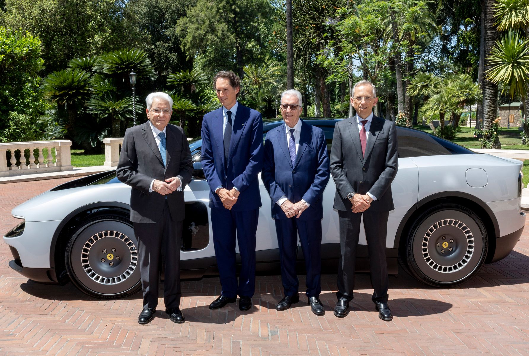 Ferrari Luce, debutto istituzionale al Colle e al Vaticano
