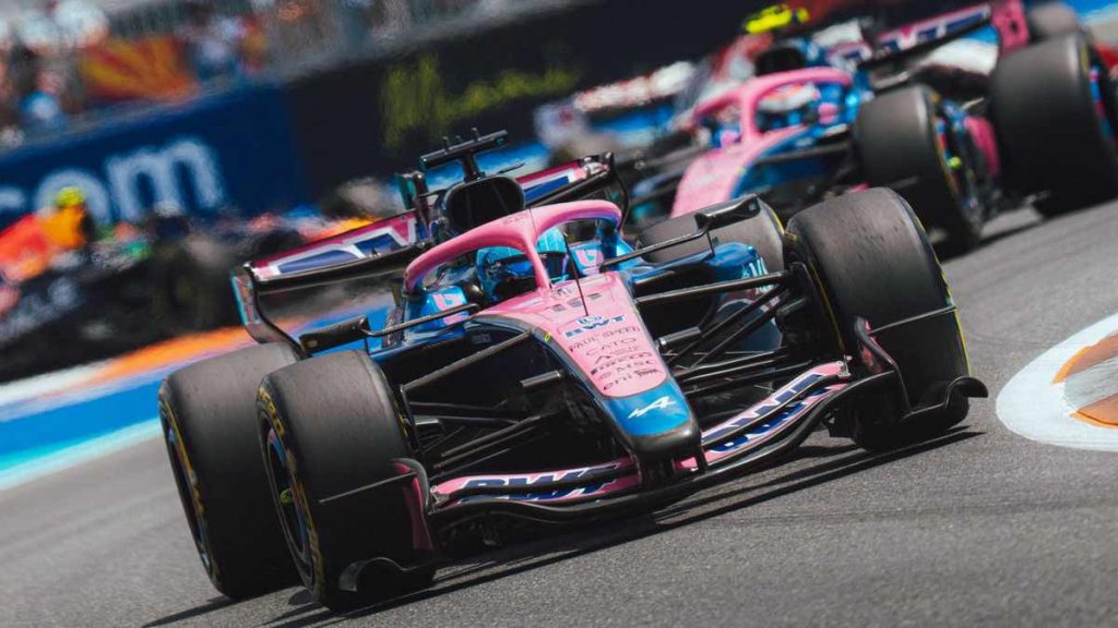 f1-gucci-annuncia-la-partnership-con-alpine-dal-2027-sar-gucci