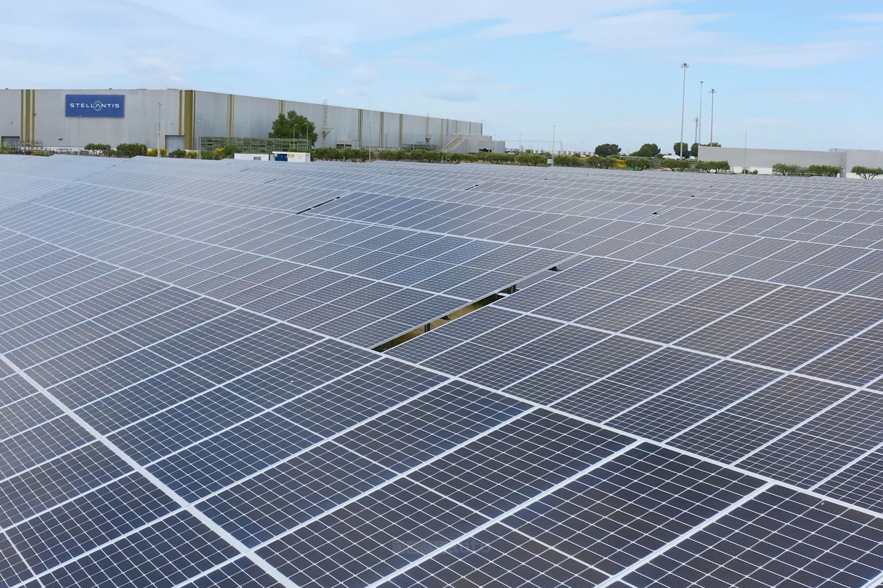 Stellantis: impianti fotovoltaici e sistemi di accumulo negli ...